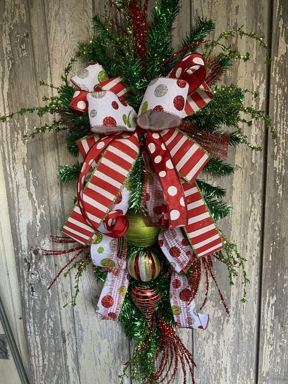 Christmas Tree Swag . Kelea's Design School