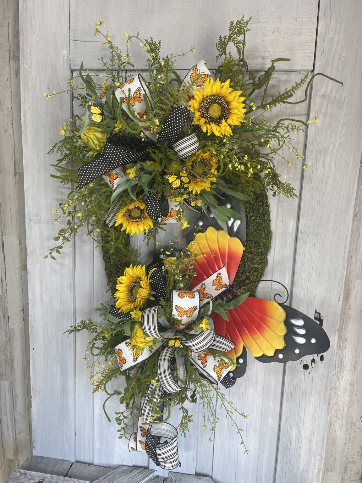 Wildflower Monarch Butterfly Wreath . Kelea's Design School